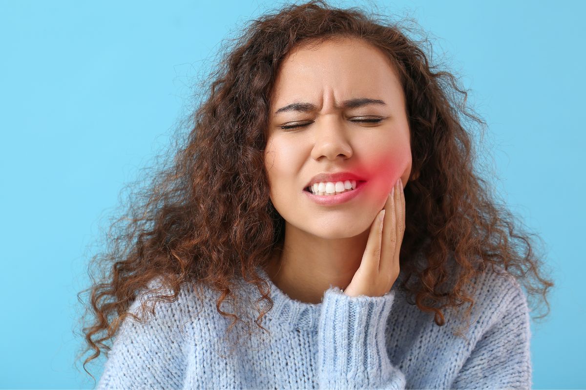 Dente rotto: cosa fare e come ricostruirlo - Dental Arca